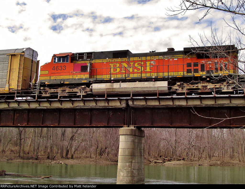 BNSF 4633